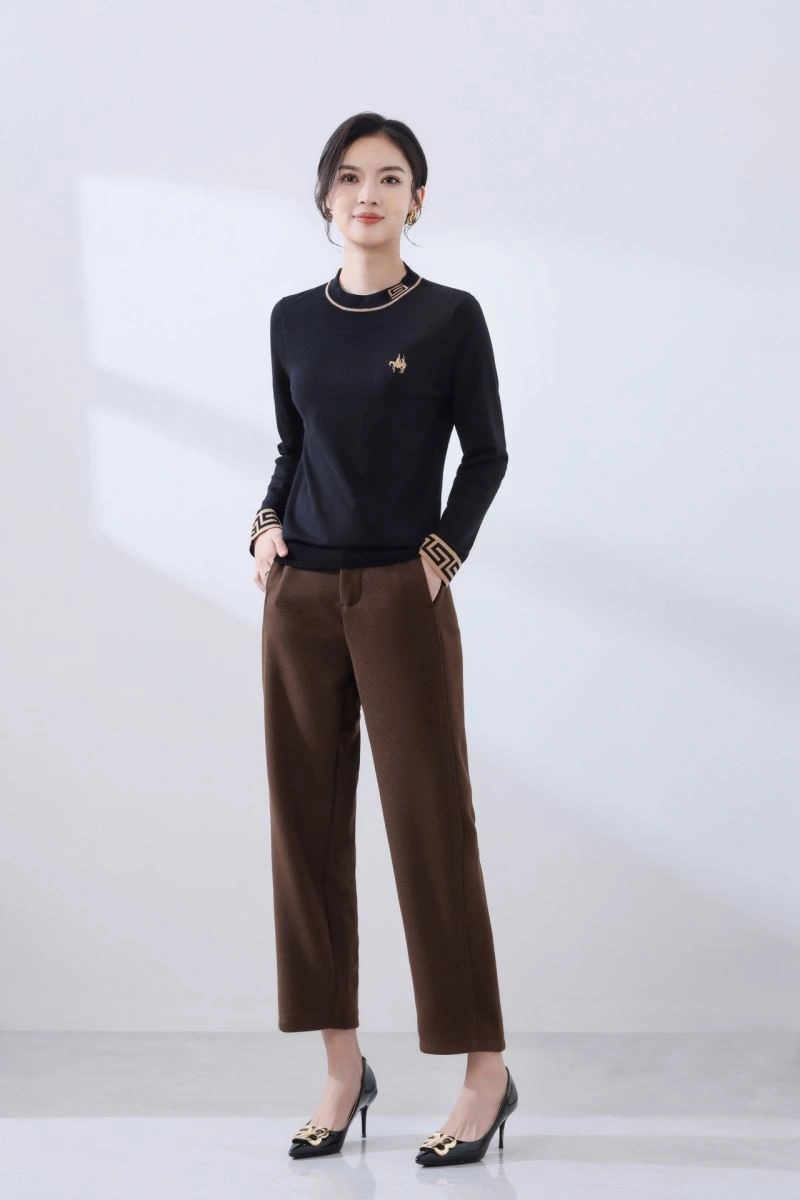 Factory-made Burberry Sweaters