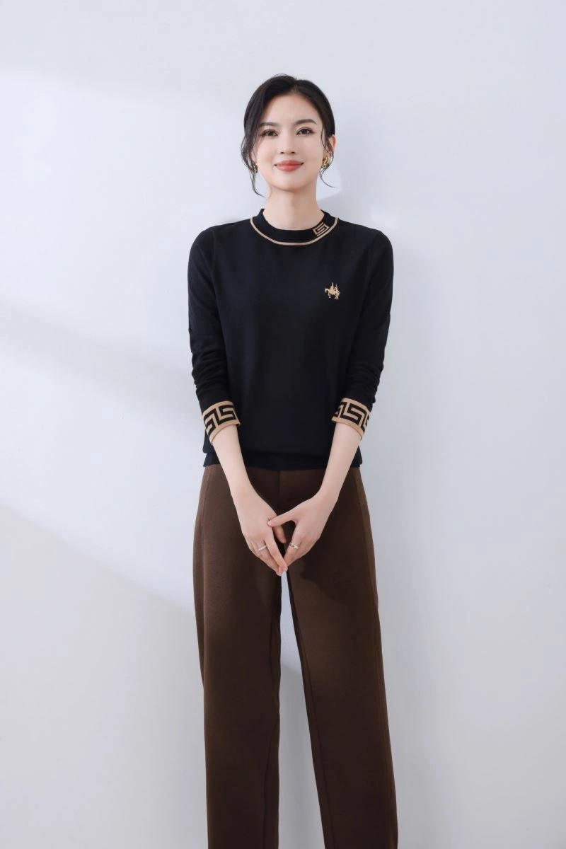 Factory-made Burberry Sweaters