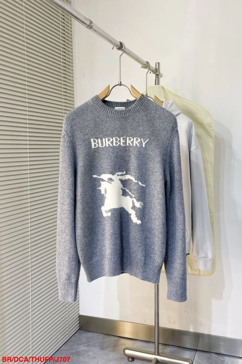 Burberry Sweaters