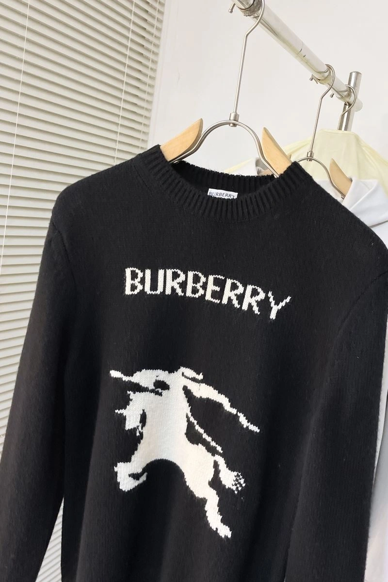 Low-cost Burberry Sweaters