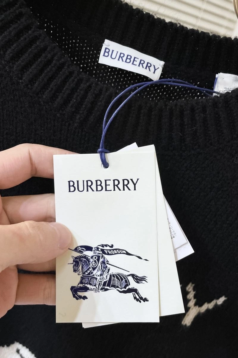 Low-cost Burberry Sweaters