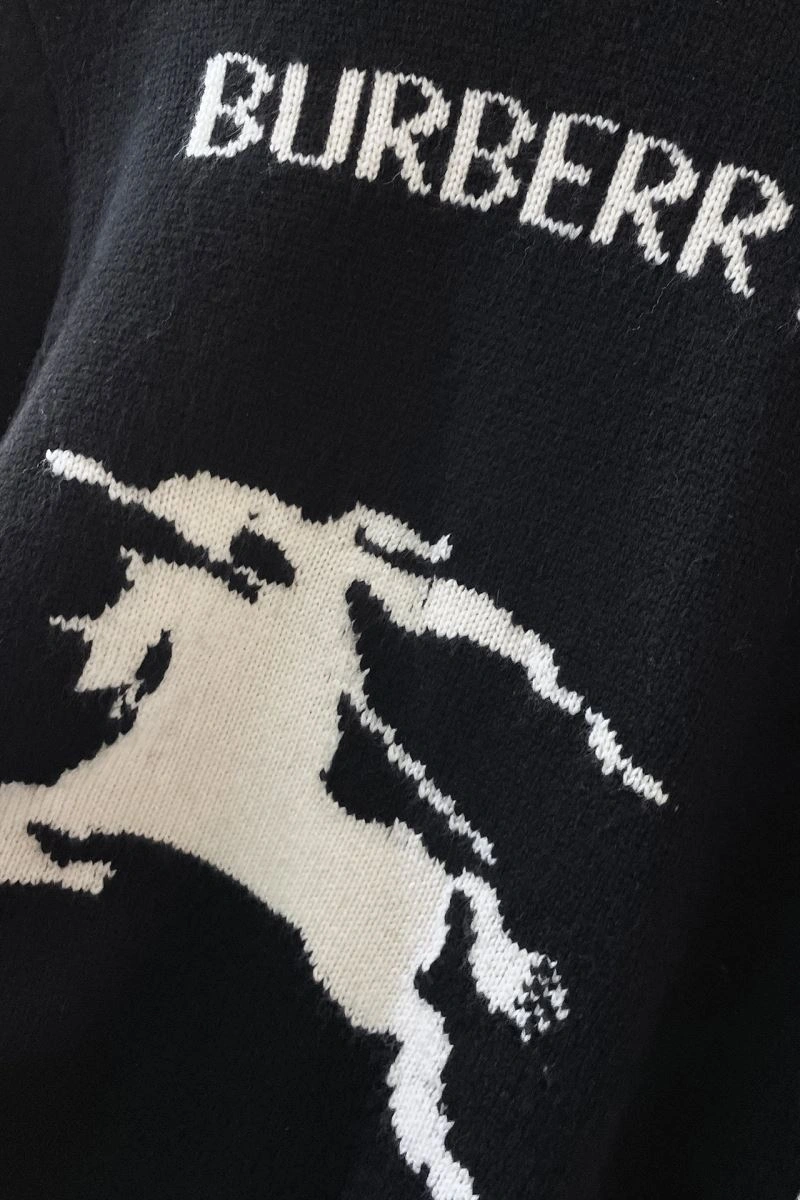 Low-cost Burberry Sweaters