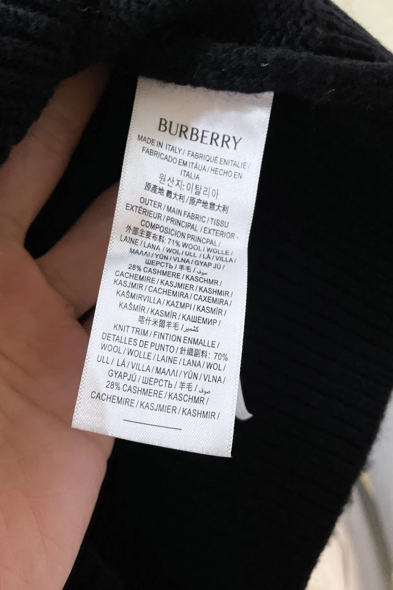 Low-cost Burberry Sweaters