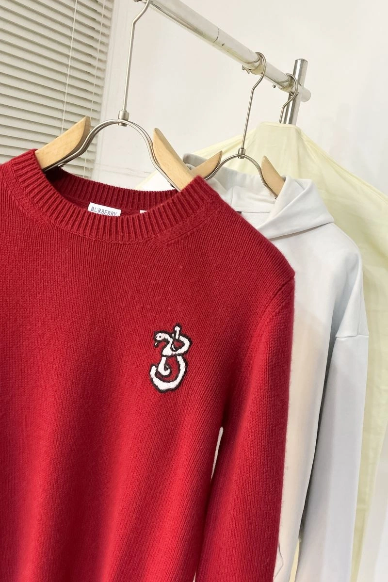 Exact replica Burberry Sweaters