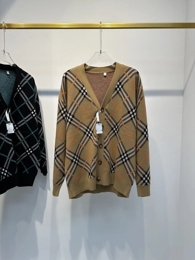 Burberry Sweaters