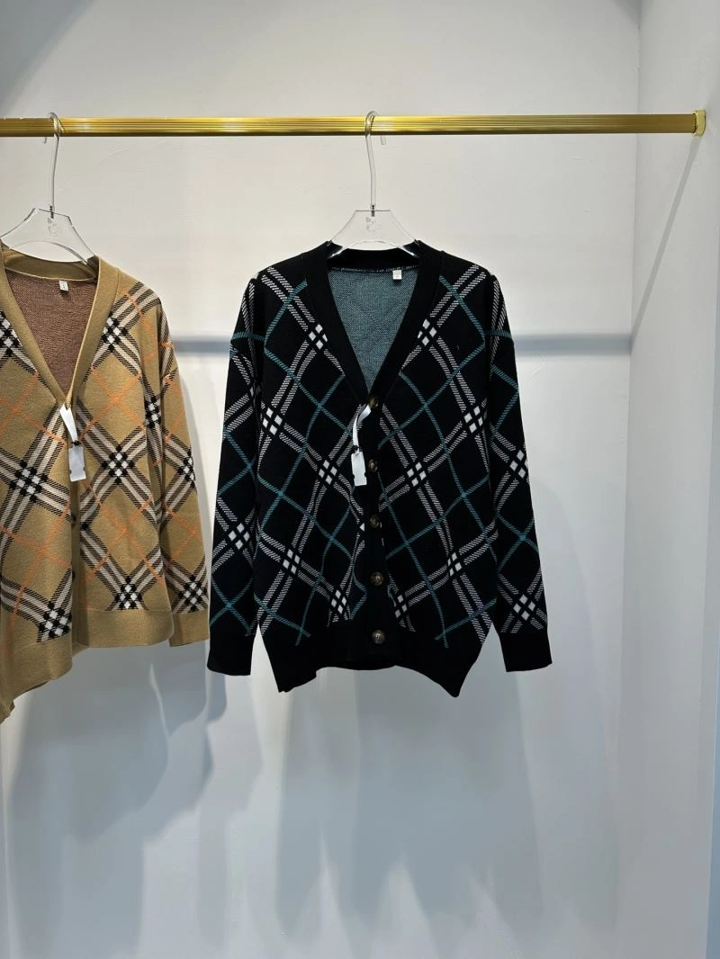 Burberry Sweaters