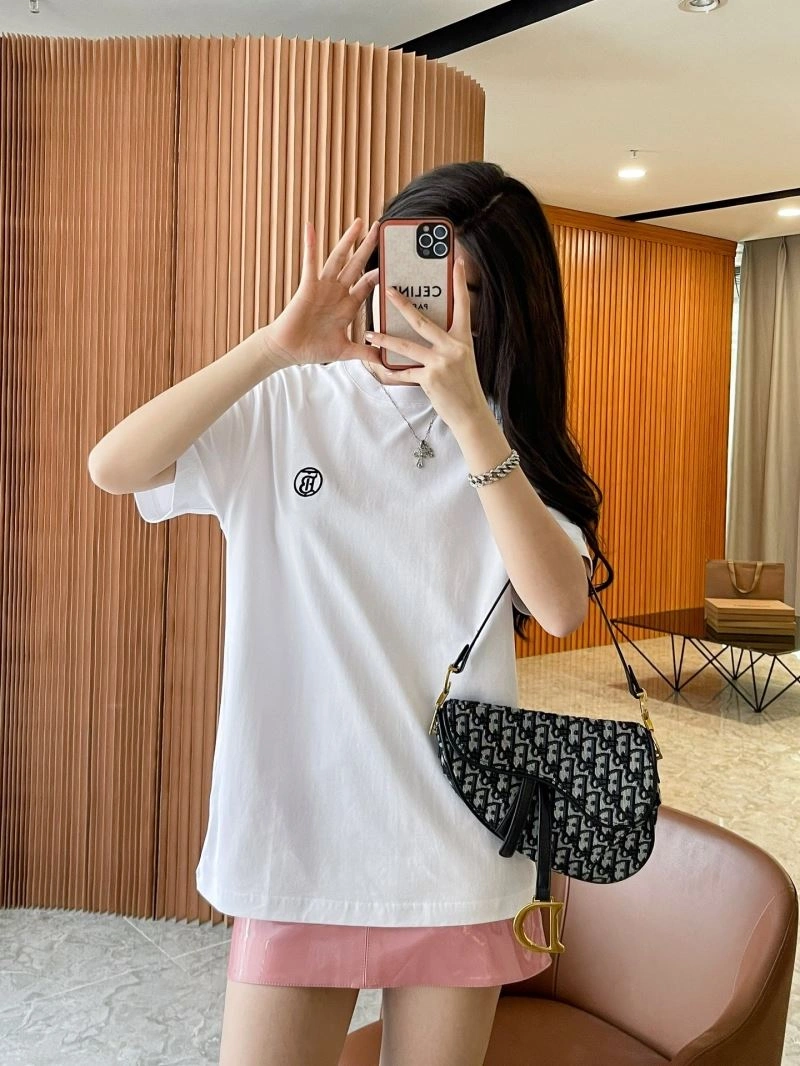 Indistinguishable Burberry T-Shirts