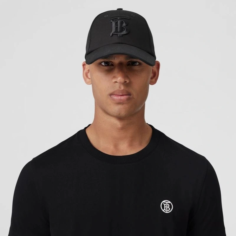 Accurate model Burberry T-Shirts