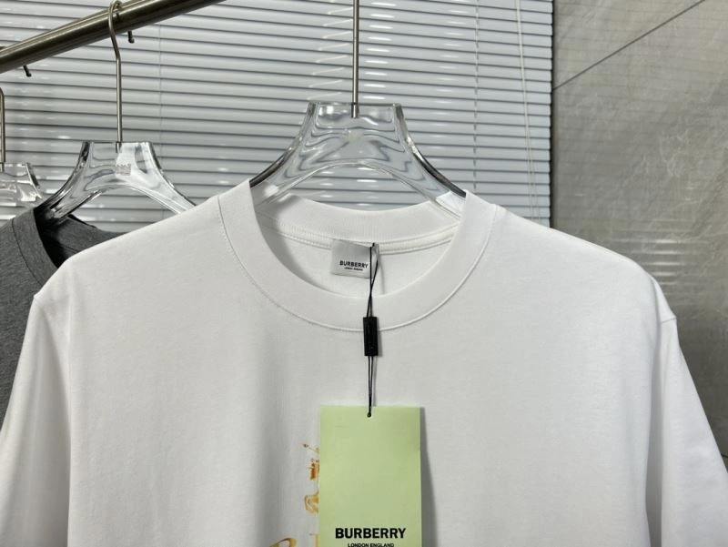 Original Burberry T-Shirts