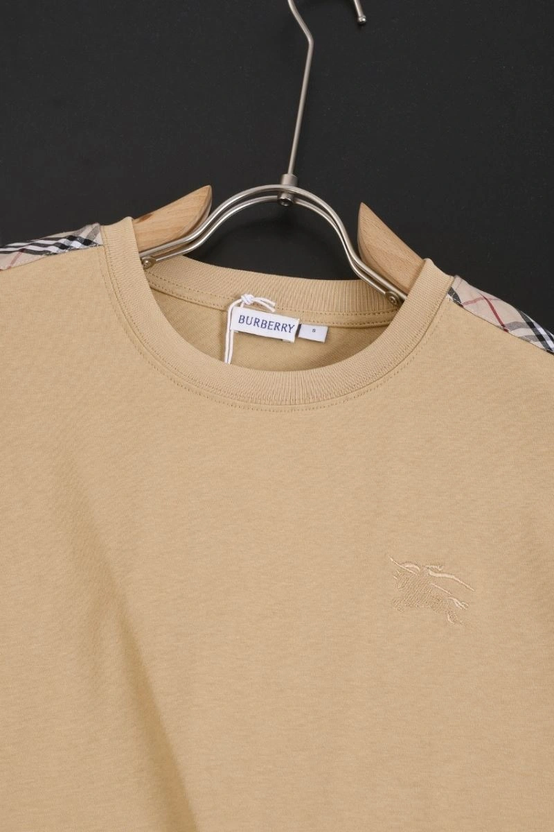 Factory-made Burberry T-Shirts