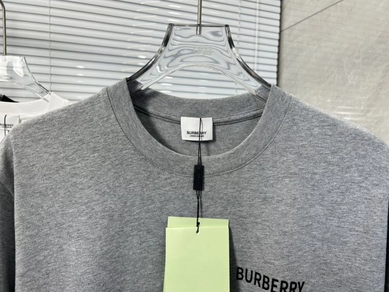 Indistinguishable Burberry T-Shirts