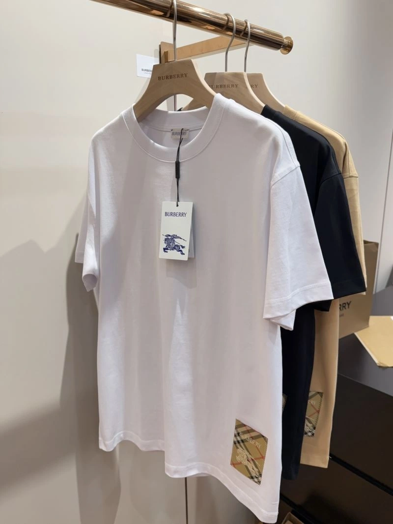 High fidelity Burberry T-Shirts