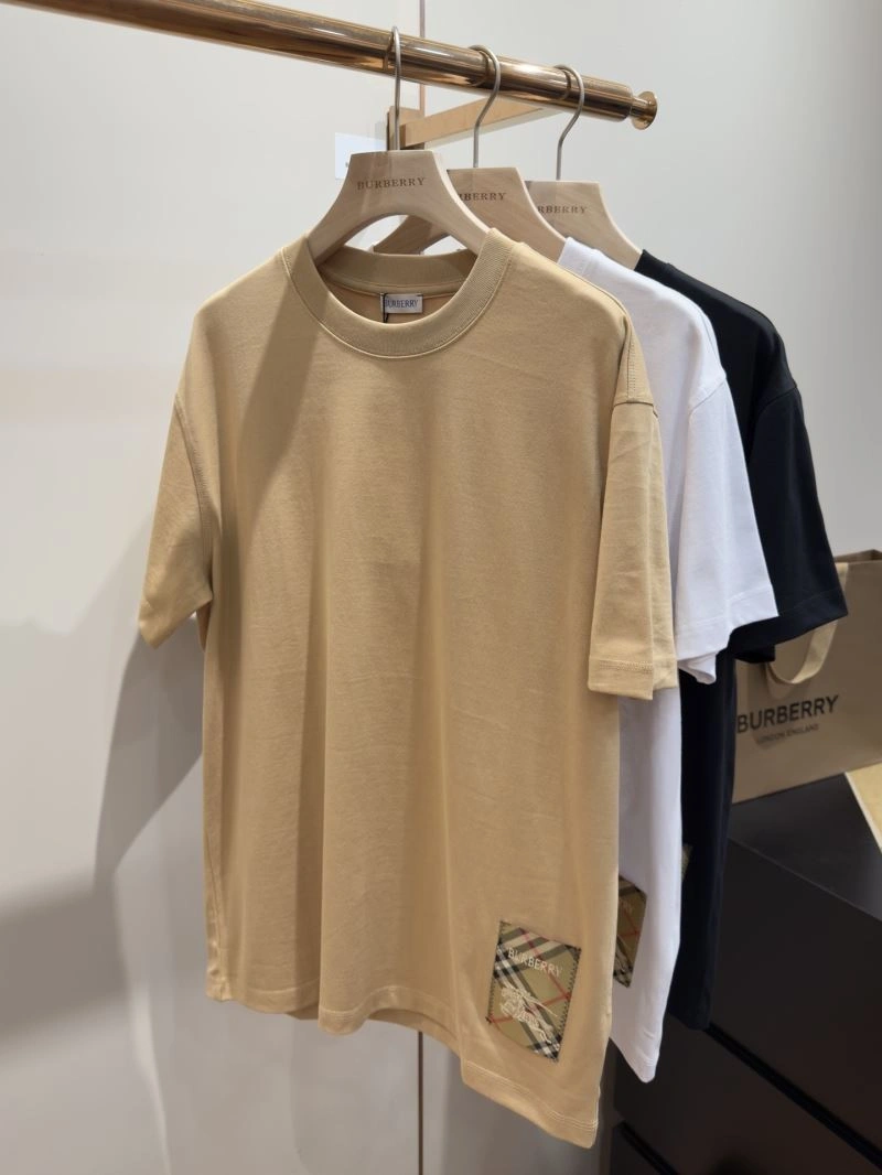 High fidelity Burberry T-Shirts