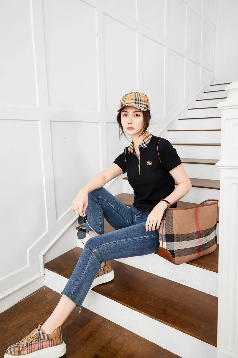 High fidelity Burberry T-Shirts