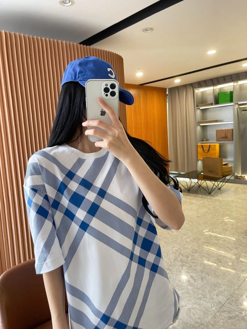 High fidelity Burberry T-Shirts