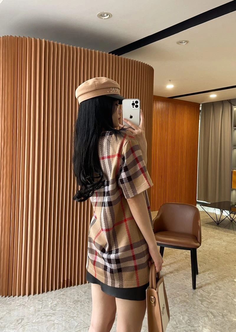 Legit Burberry T-Shirts