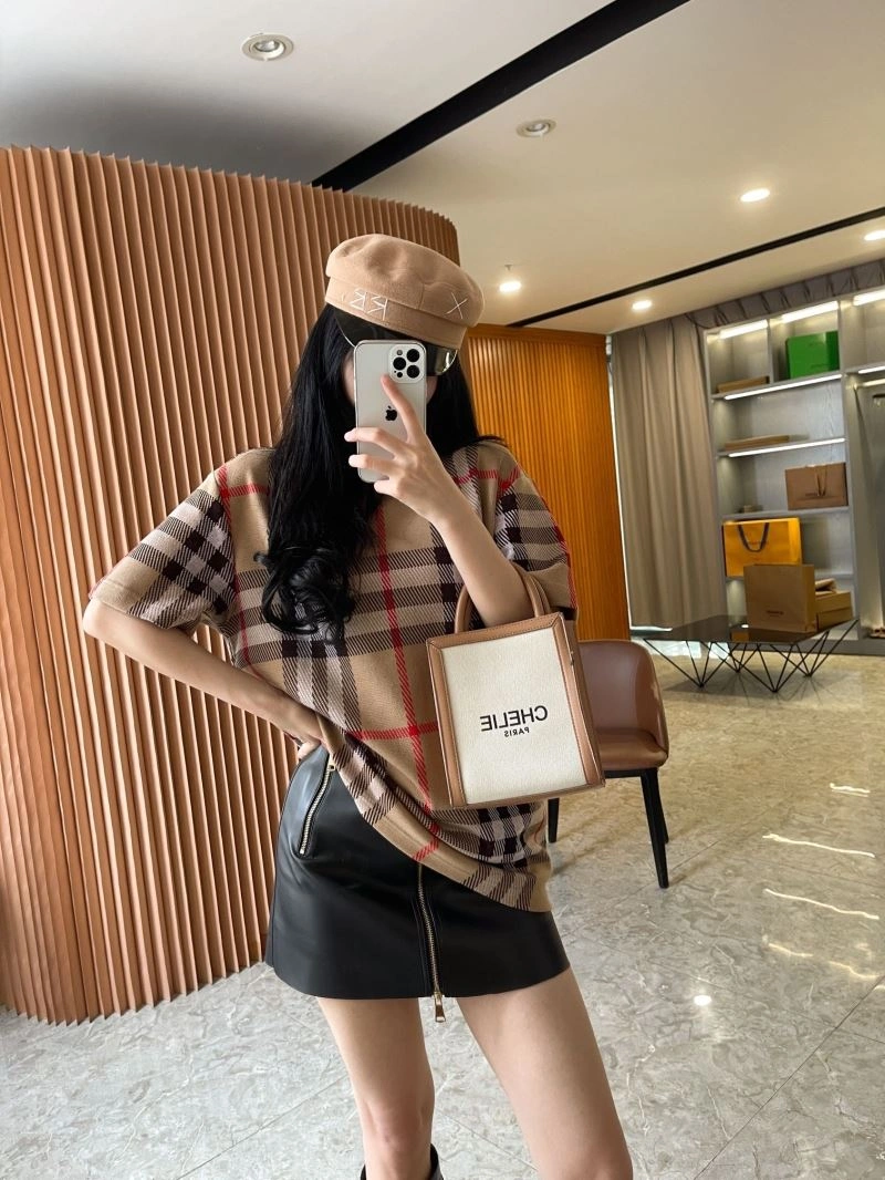 Legit Burberry T-Shirts