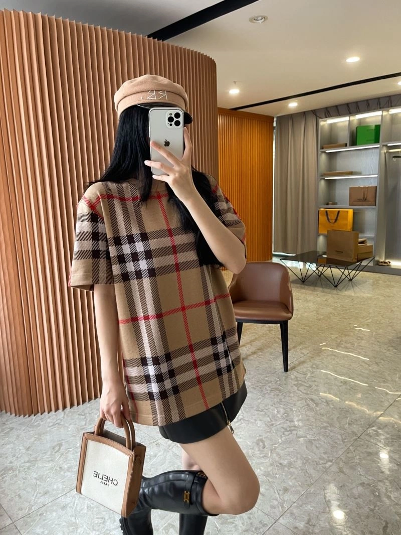 Legit Burberry T-Shirts