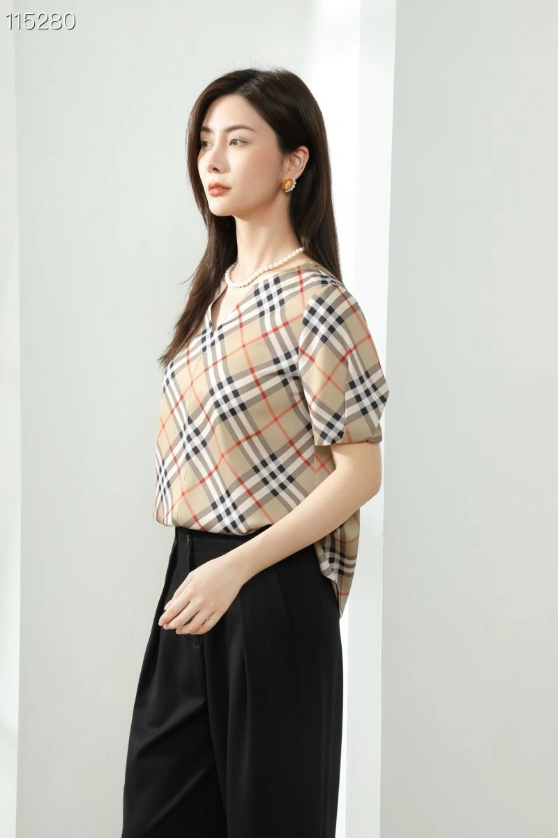 Burberry T-Shirts