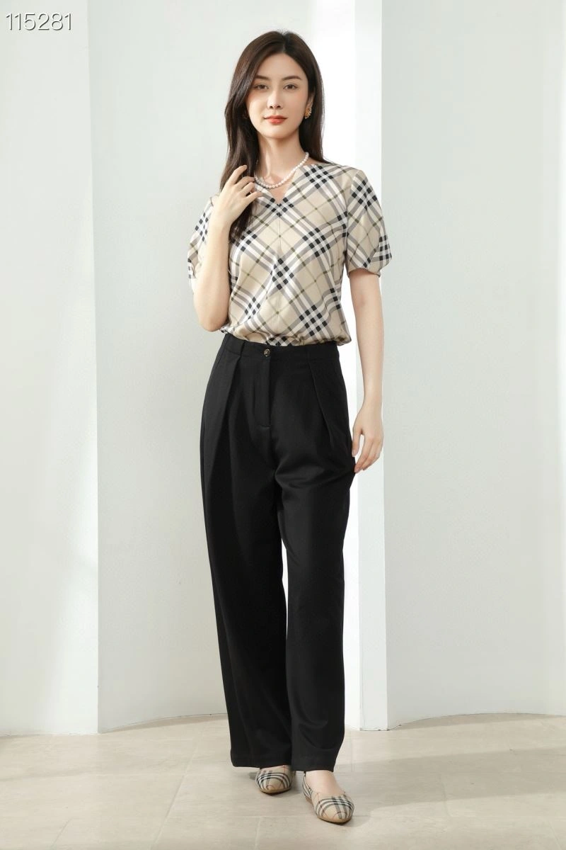 Reasonably priced Burberry T-Shirts