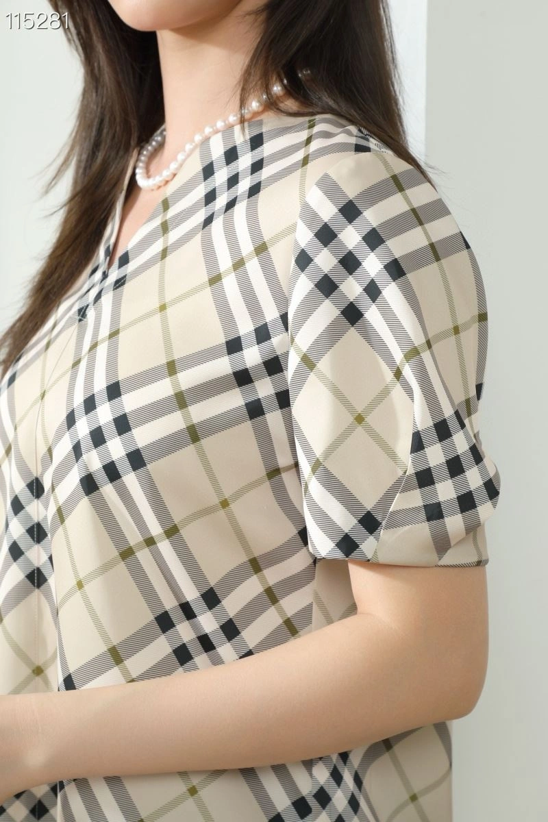Reasonably priced Burberry T-Shirts