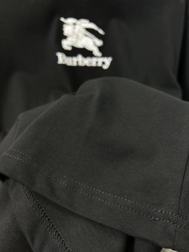 Inexpensive Burberry T-Shirts