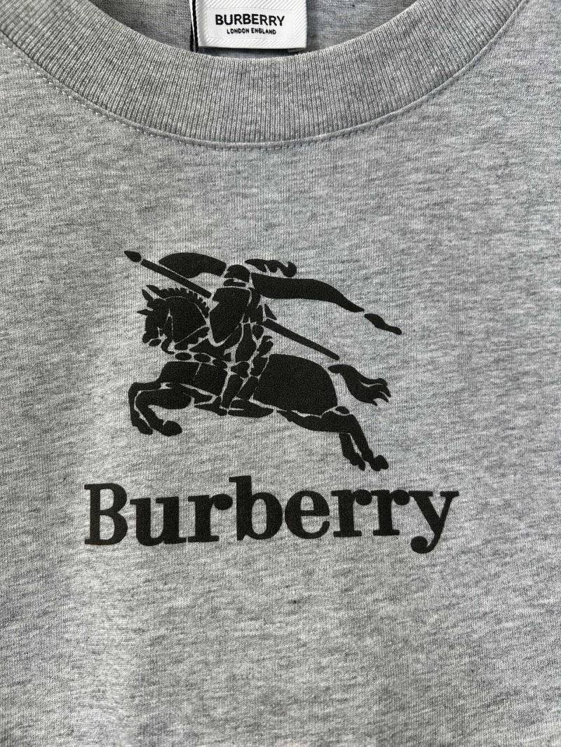 Indistinguishable Burberry T-Shirts