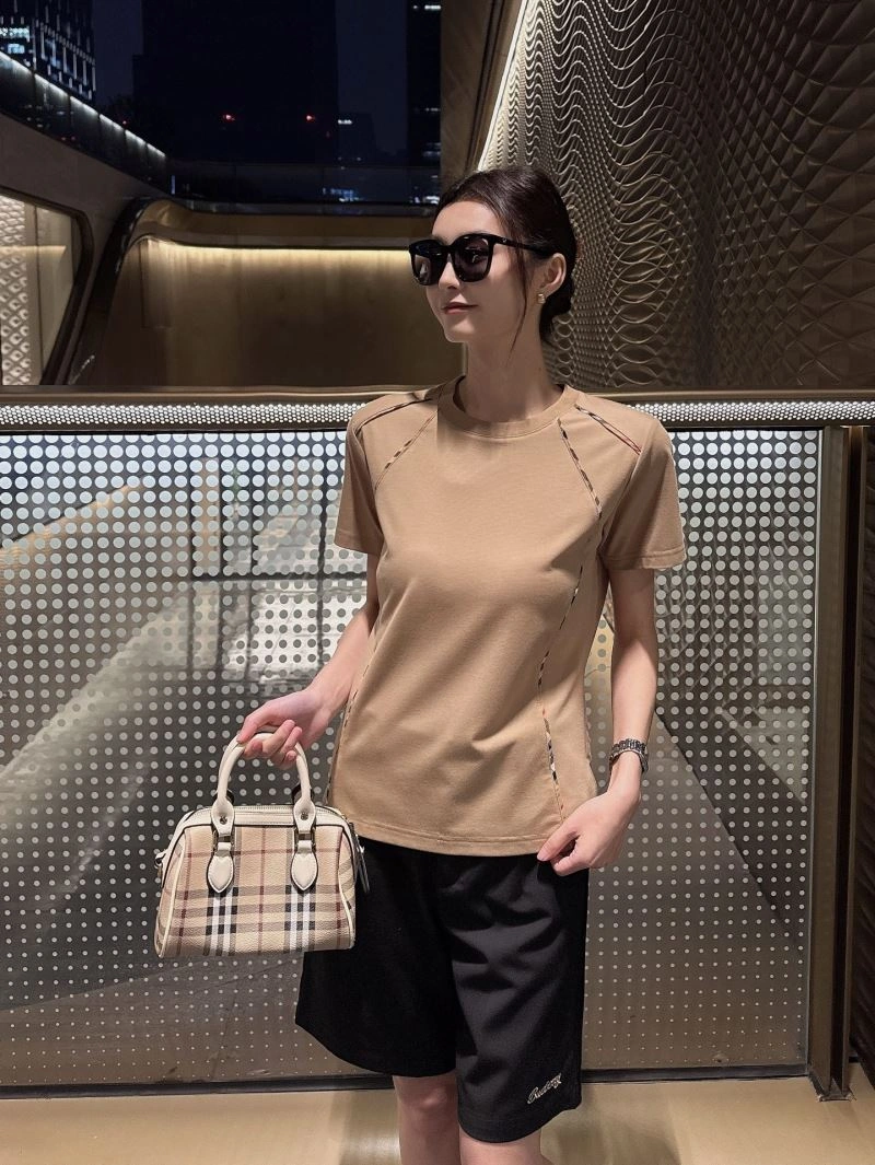 Factory-made Burberry T-Shirts