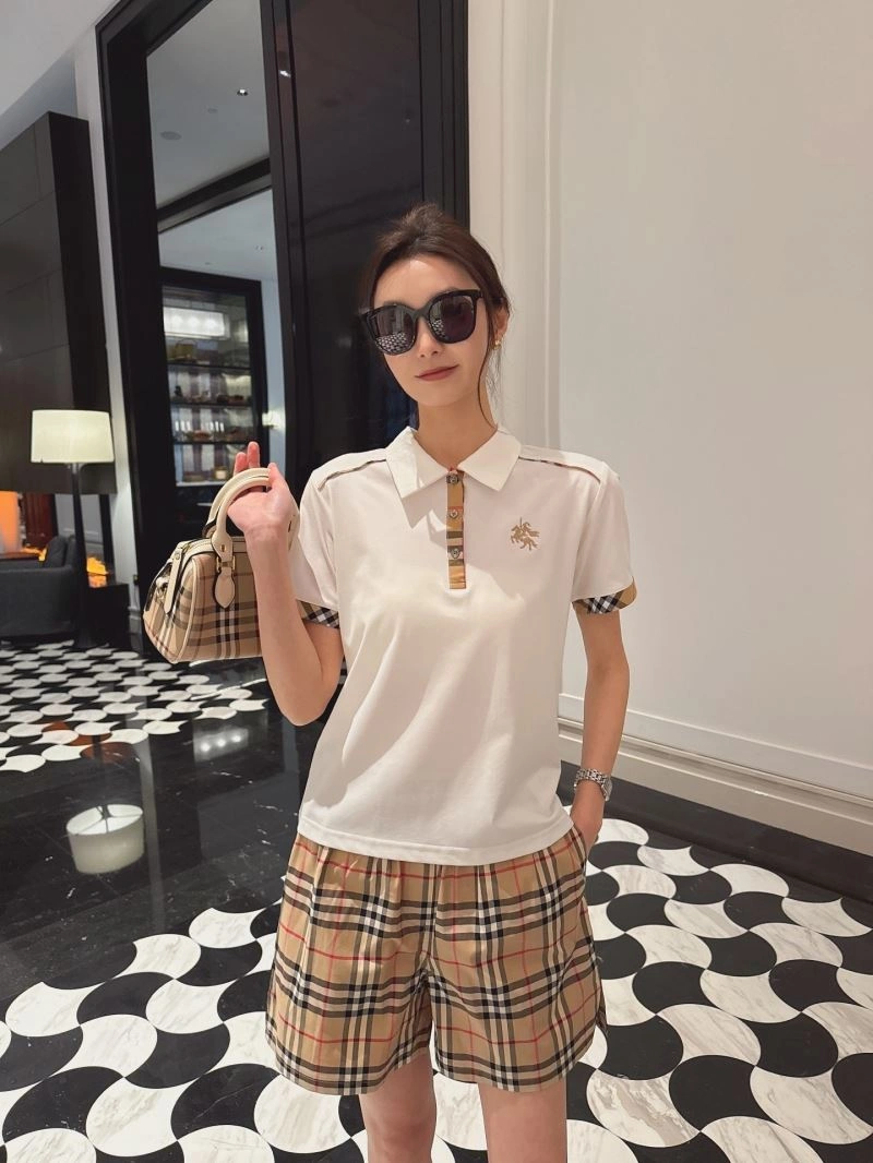Low-cost Burberry T-Shirts