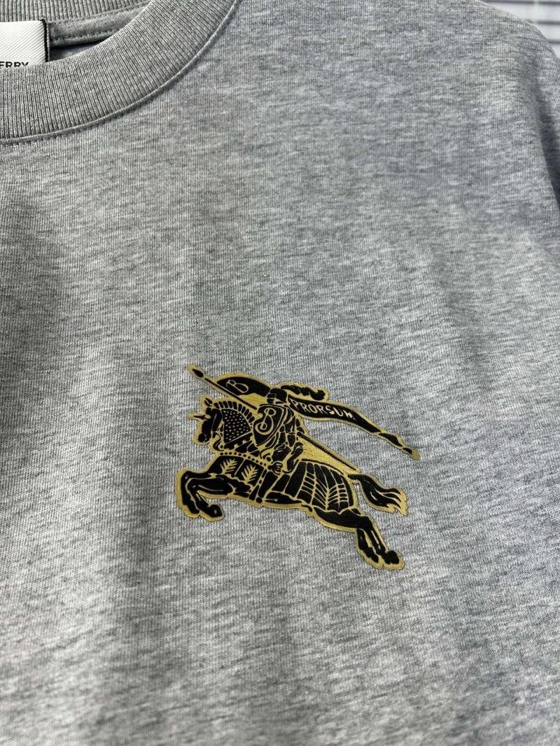 Top match Burberry T-Shirts