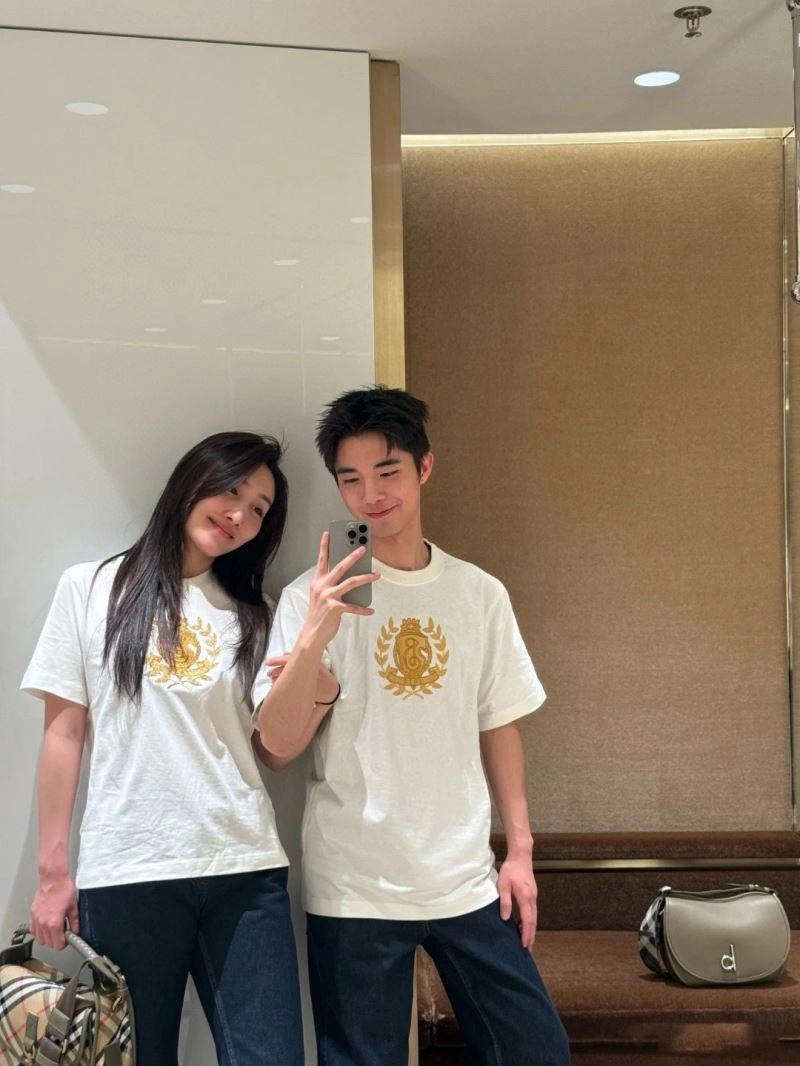 1:1 copy Burberry T-Shirts