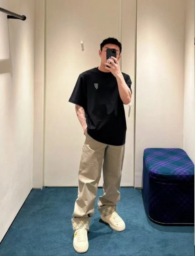 Inexpensive Burberry T-Shirts