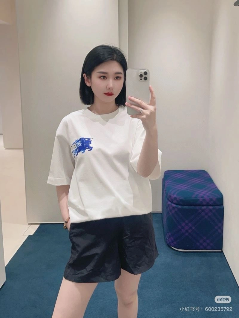 Reasonably priced Burberry T-Shirts