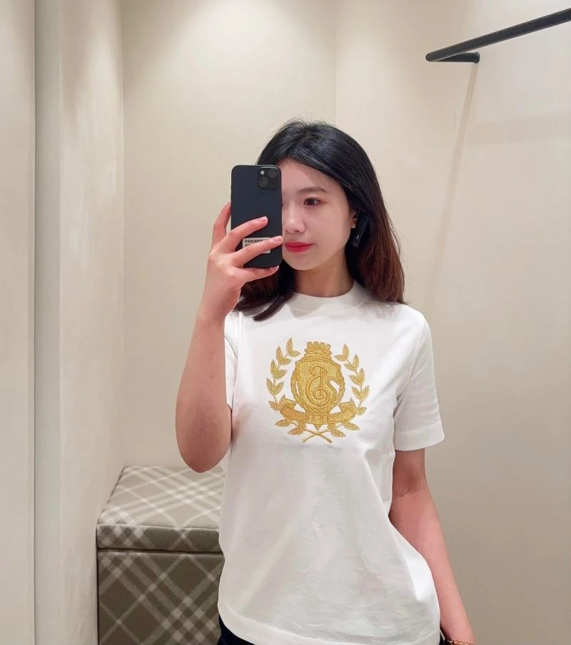 Affordable Burberry T-Shirts