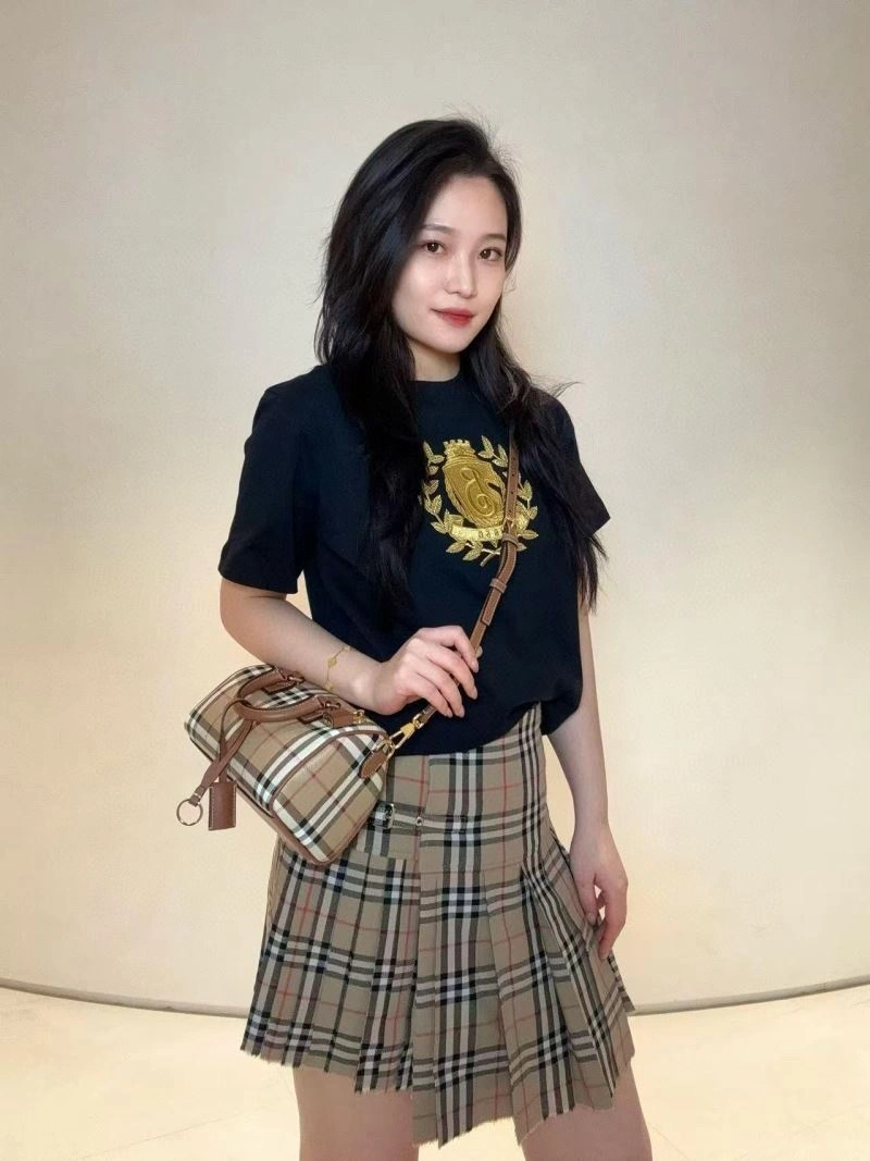 Bargain Burberry T-Shirts