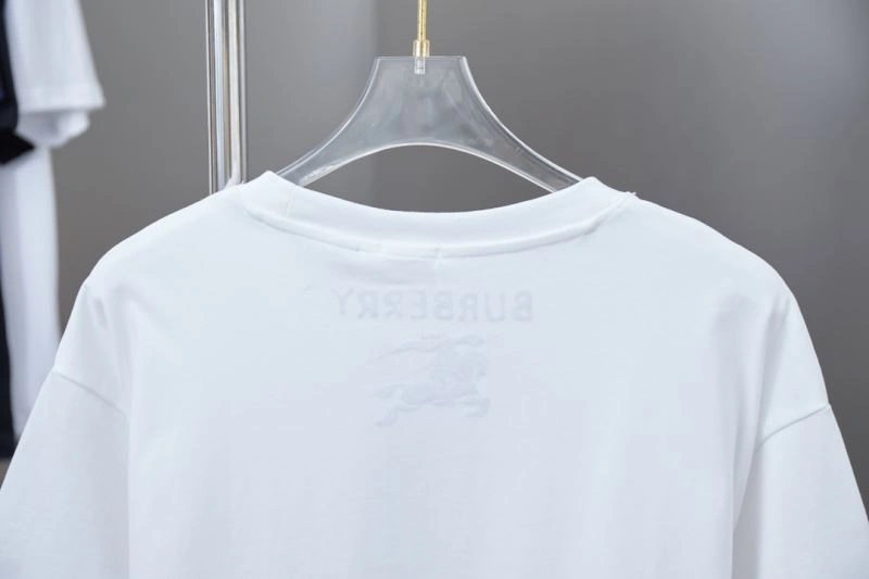 Indistinguishable Burberry T-Shirts
