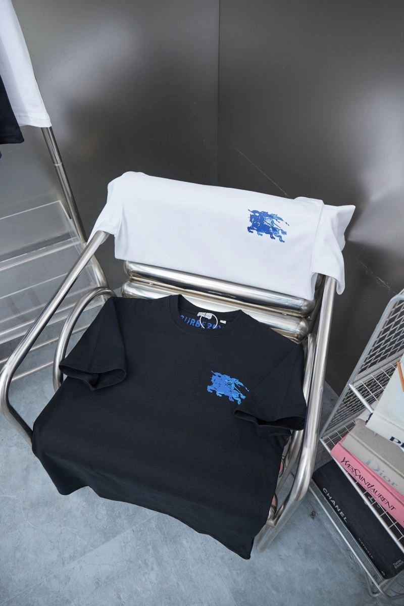 Indistinguishable Burberry T-Shirts