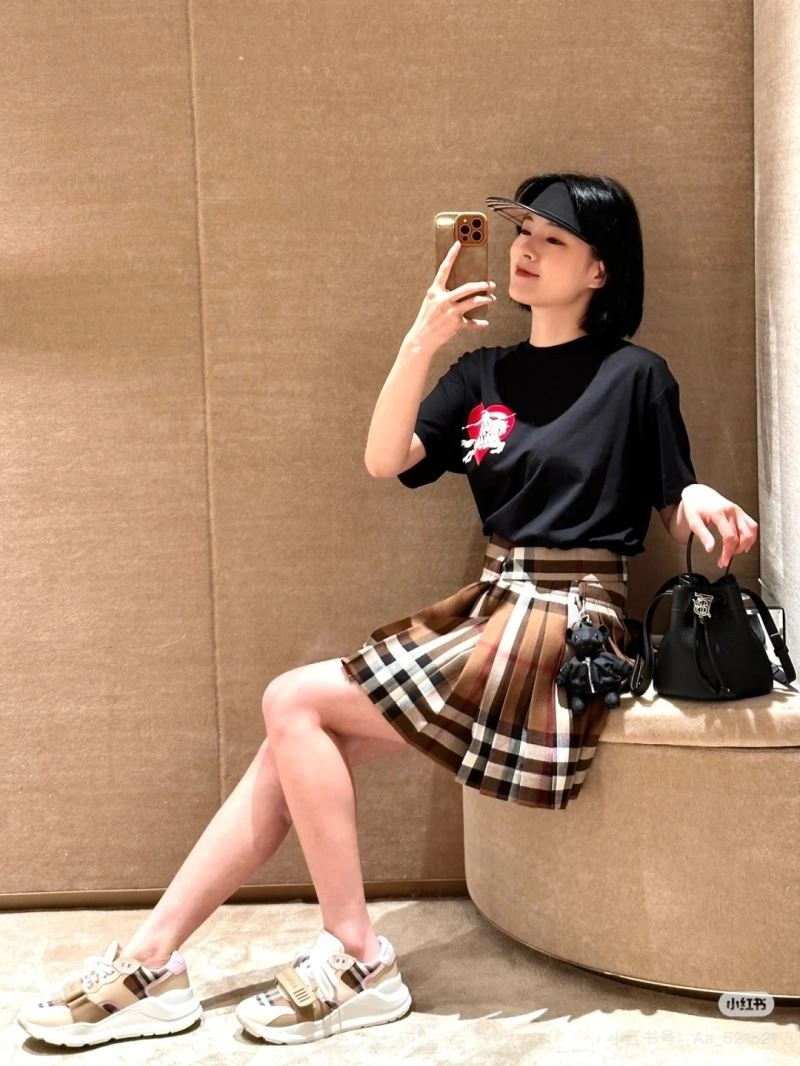 Inexpensive Burberry T-Shirts