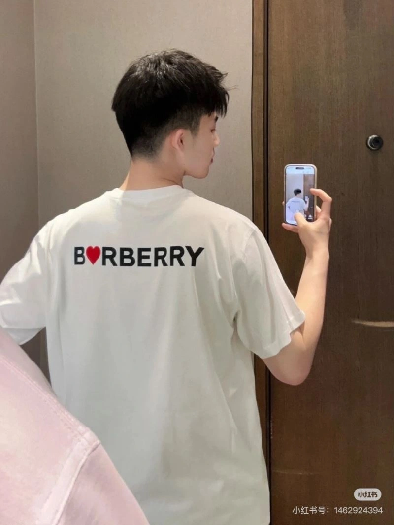 Original Burberry T-Shirts