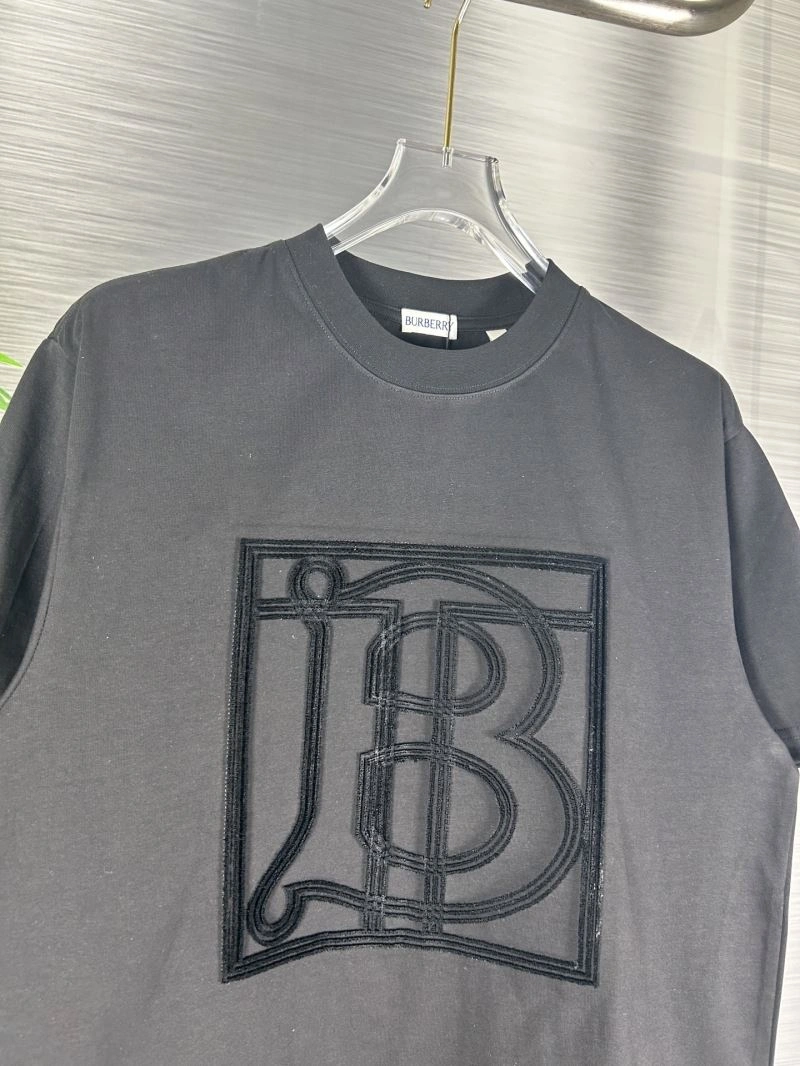 Low-cost Burberry T-Shirts