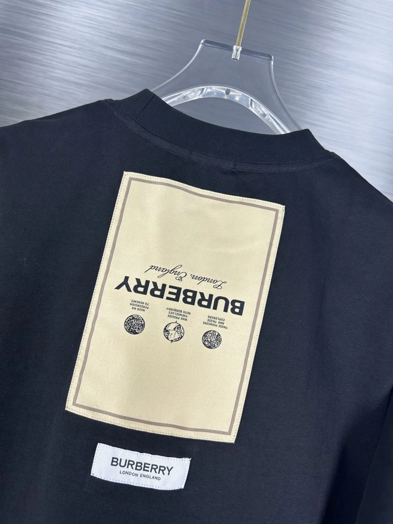 Low-cost Burberry T-Shirts
