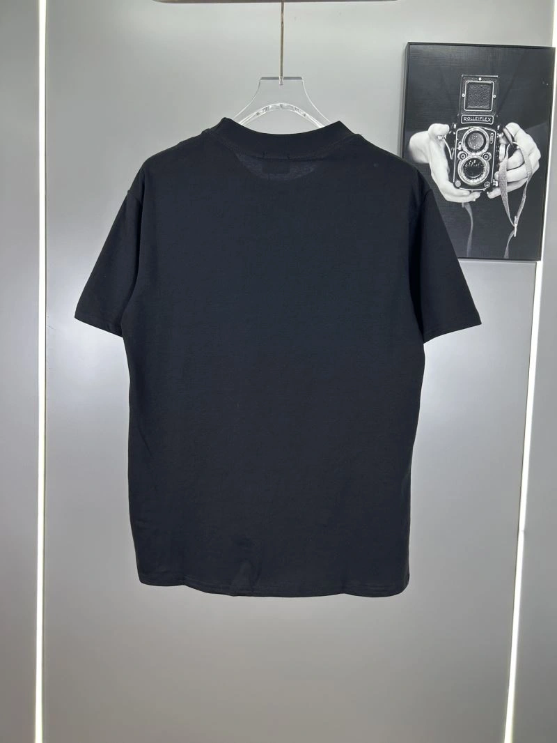 Indistinguishable Burberry T-Shirts