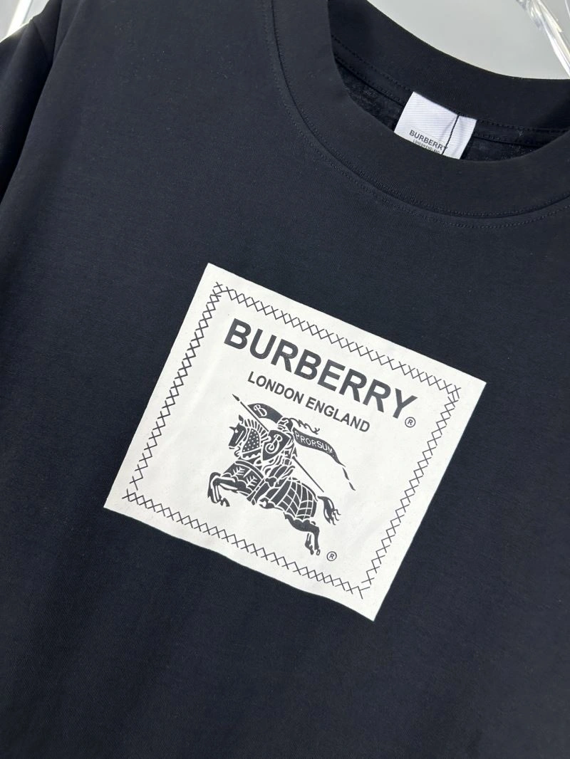 Indistinguishable Burberry T-Shirts