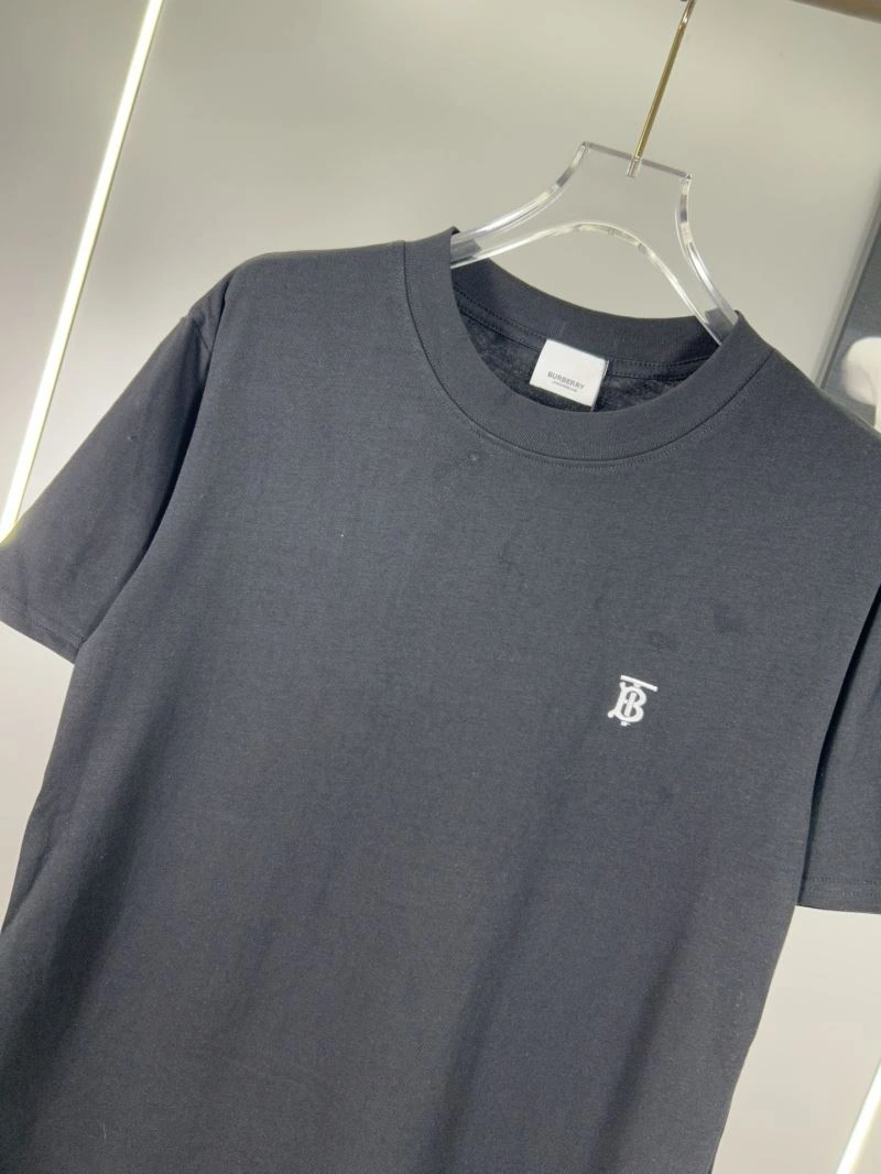Low-cost Burberry T-Shirts