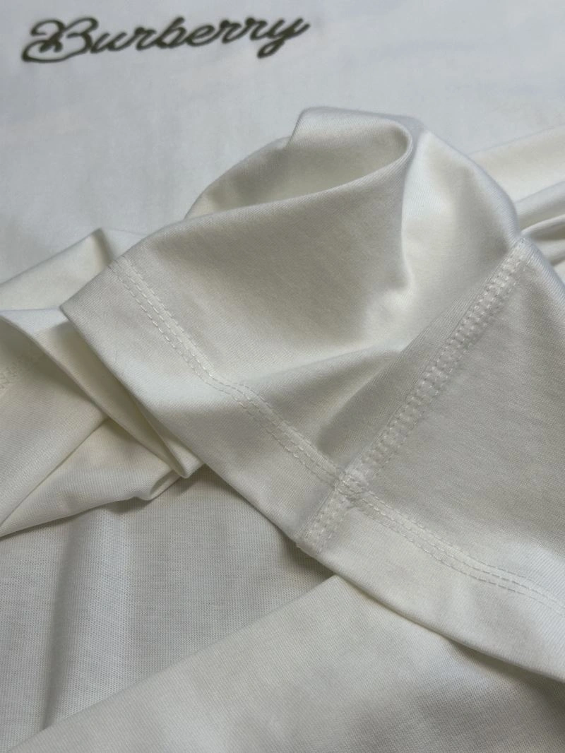 Reasonably priced Burberry T-Shirts
