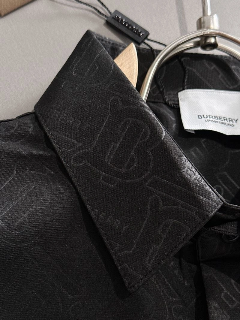 Exact replica Burberry T-Shirts