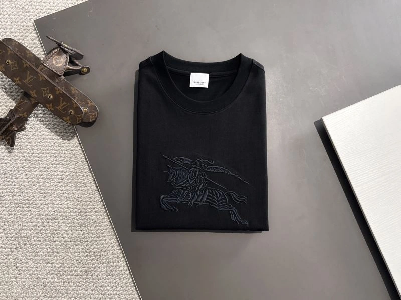 Top mirror Burberry T-Shirts