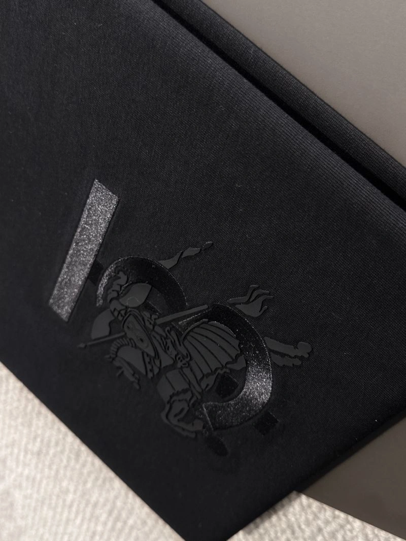 Factory-made Burberry T-Shirts