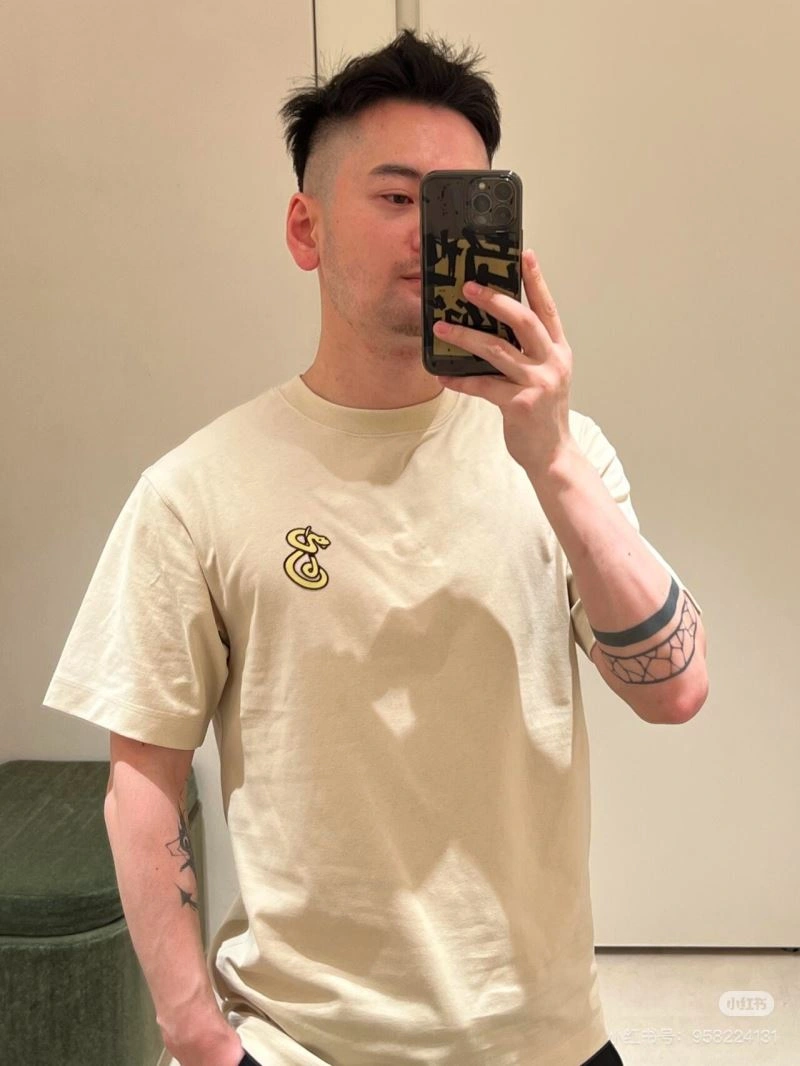 Economical Burberry T-Shirts