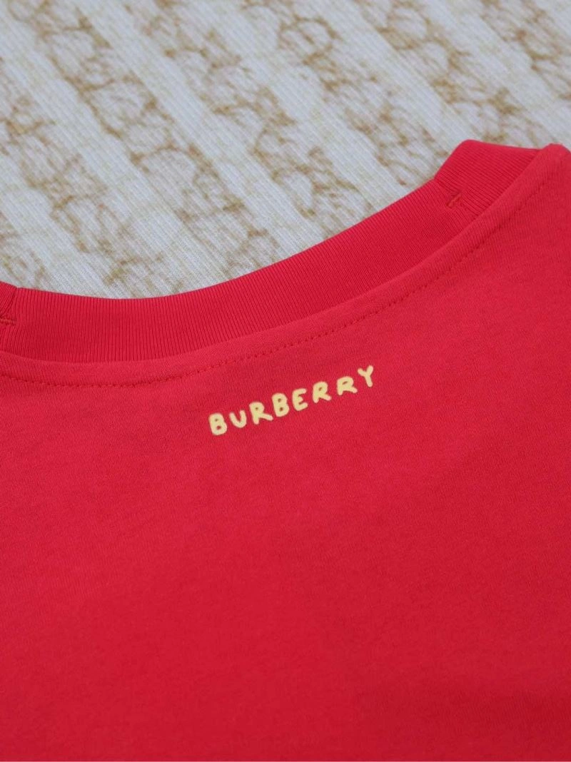 High fidelity Burberry T-Shirts